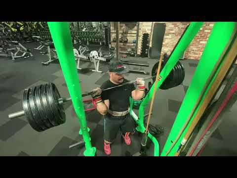 220kg Front Squat @90kg body weight - YouTube