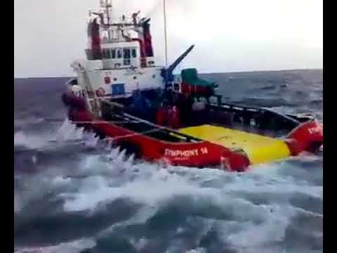 Offshore personal transfer by boat - YouTube