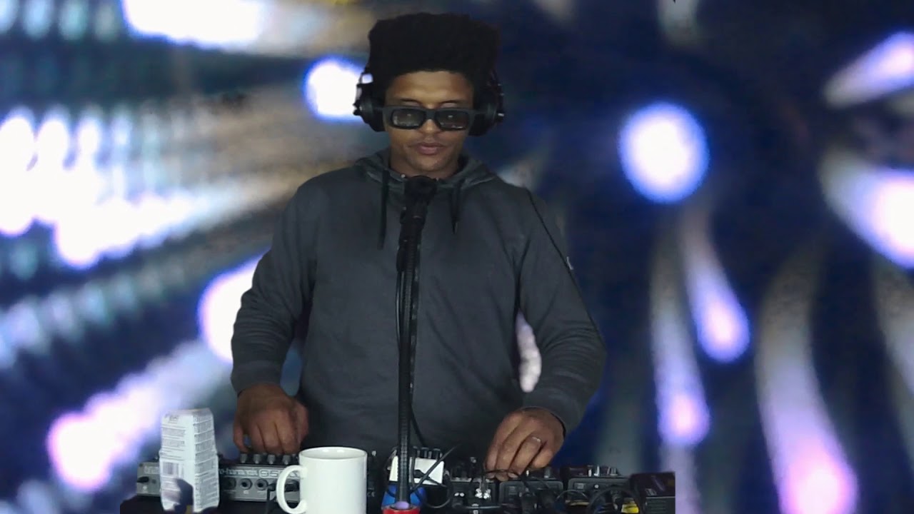 KRUX - LIVE SESSIONS - 009 - YouTube