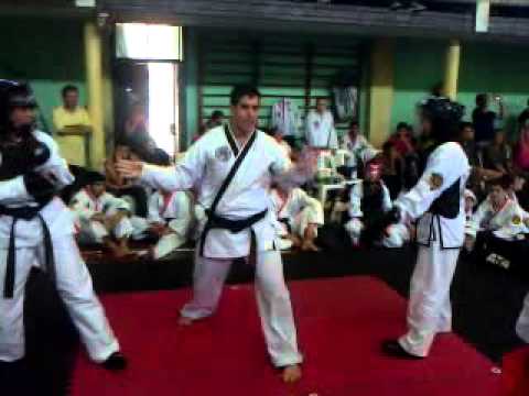 STF-Sparring (final de la categoria)-Katherine Conde - YouTube