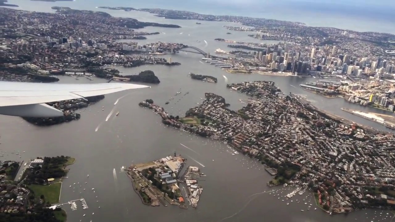 Delta Airlines 777-200LR Takeoff from Sydney Airport - YouTube