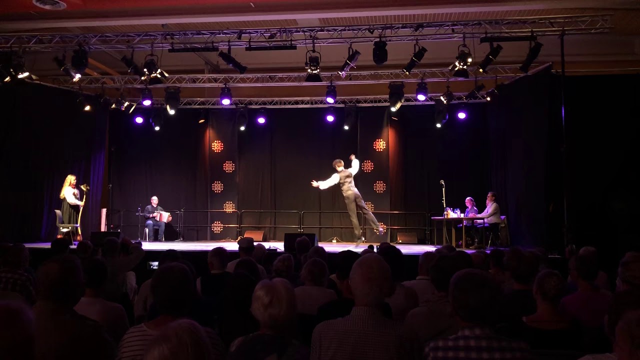 Jon Bugge Mariussen - Halling - Landskappleiken 2018 - YouTube