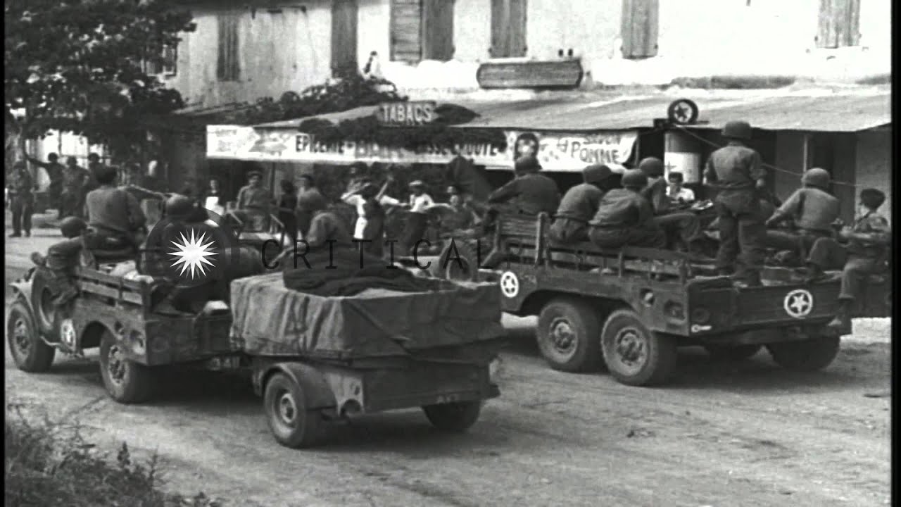 United States 3rd Division, 30th Infantry Regiment passes through Aix ...