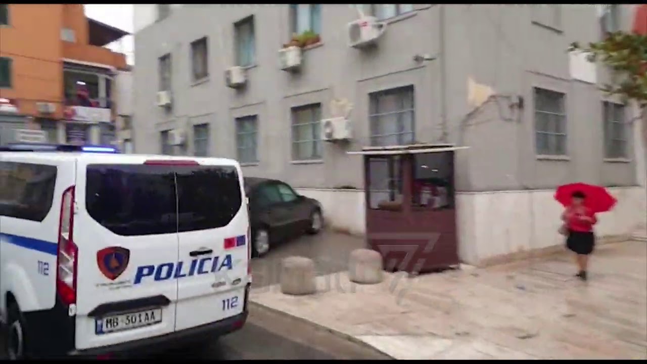 BURG PËR VRASËSIN E 33-VJEÇARIT, ARBËR KOTE PENDOHET NË SALLËN E GJYQIT ...