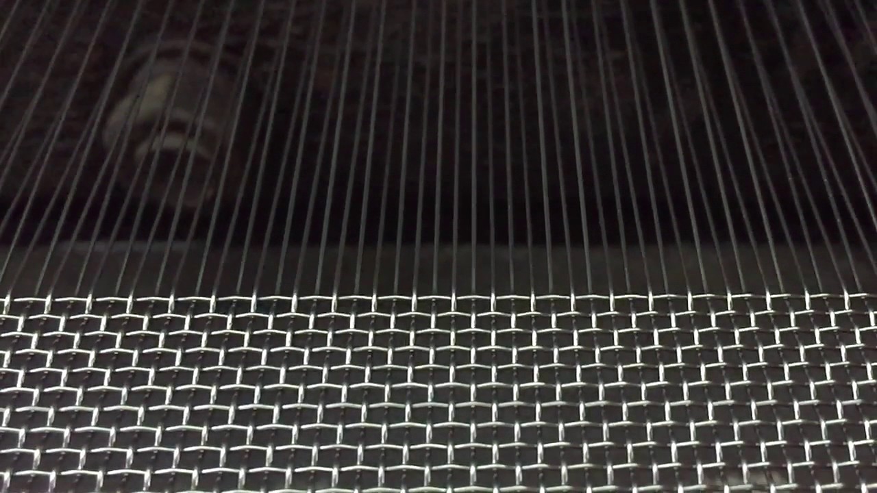 Security screen mesh weaving - YouTube