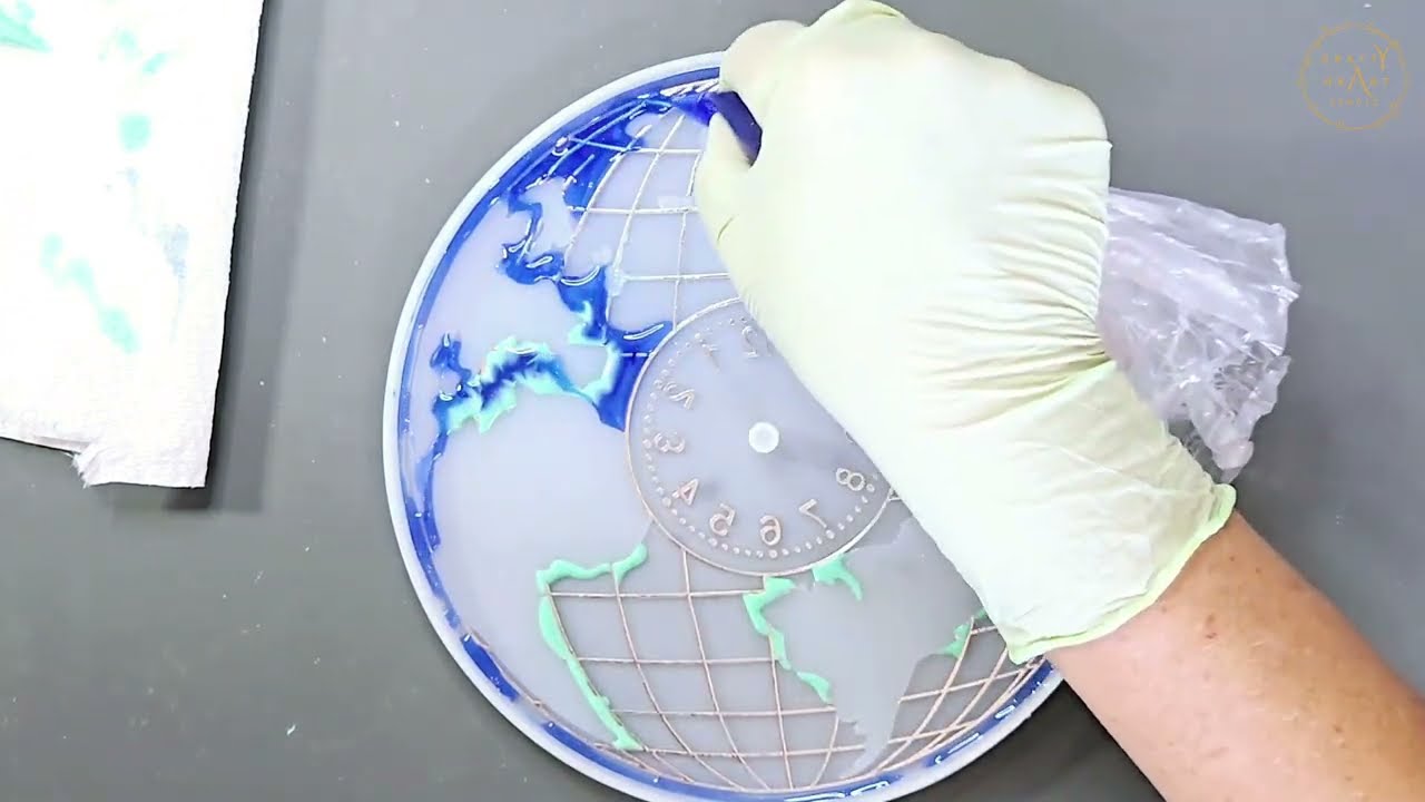 🌎 DIY Resin World Clock: A Piece of the World in Your Home! Quick and ...