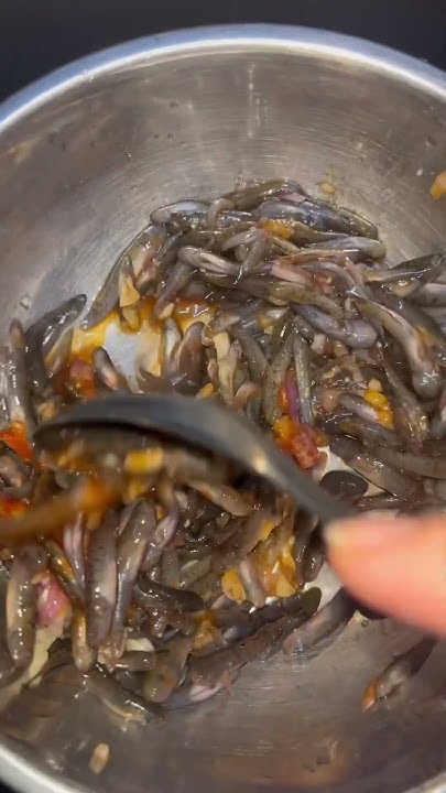 Cá bống trứng kho tiêu#cooking - YouTube