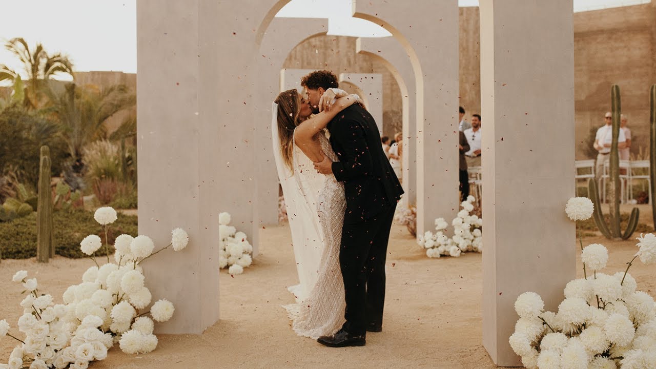 Whitney simmons wedding 60 photos - Astyledwedding.com