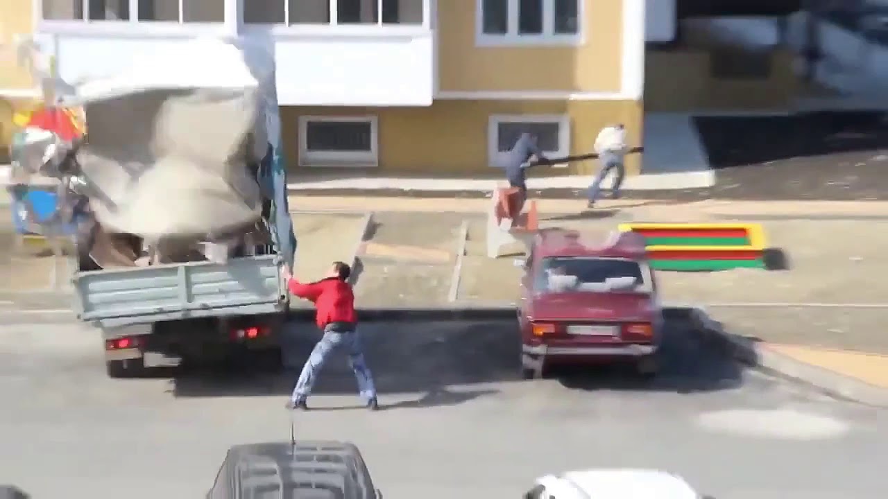 strong wind and pick up truck - YouTube