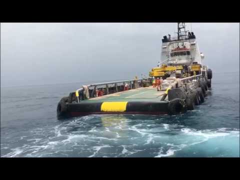 Kuwait Sea Port - YouTube