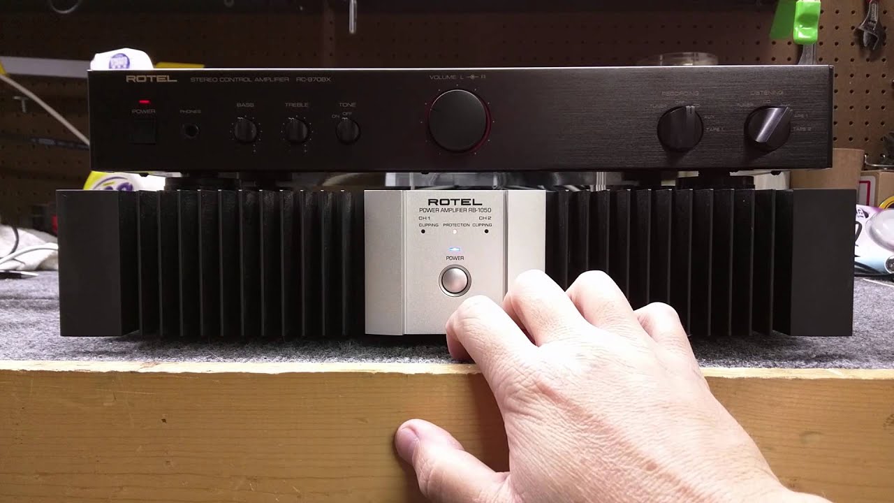 Rotel RB-1050 Amp - YouTube