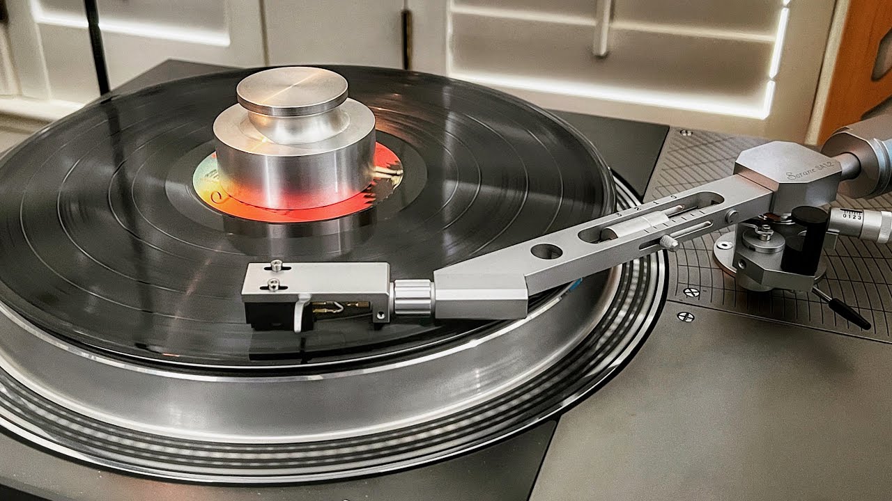 111023 Two Turntables - YouTube