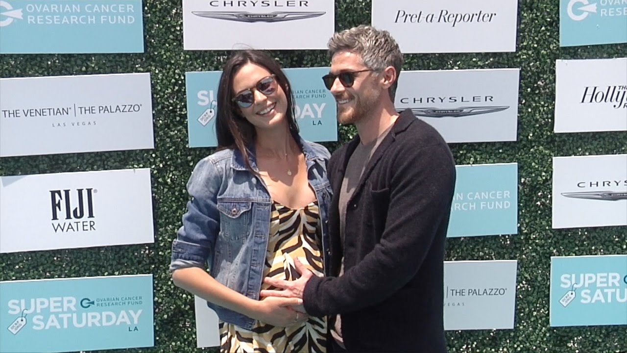 Odette Annable Baby Bump 2nd Annual Super Saturday LA! Green Carpet ...