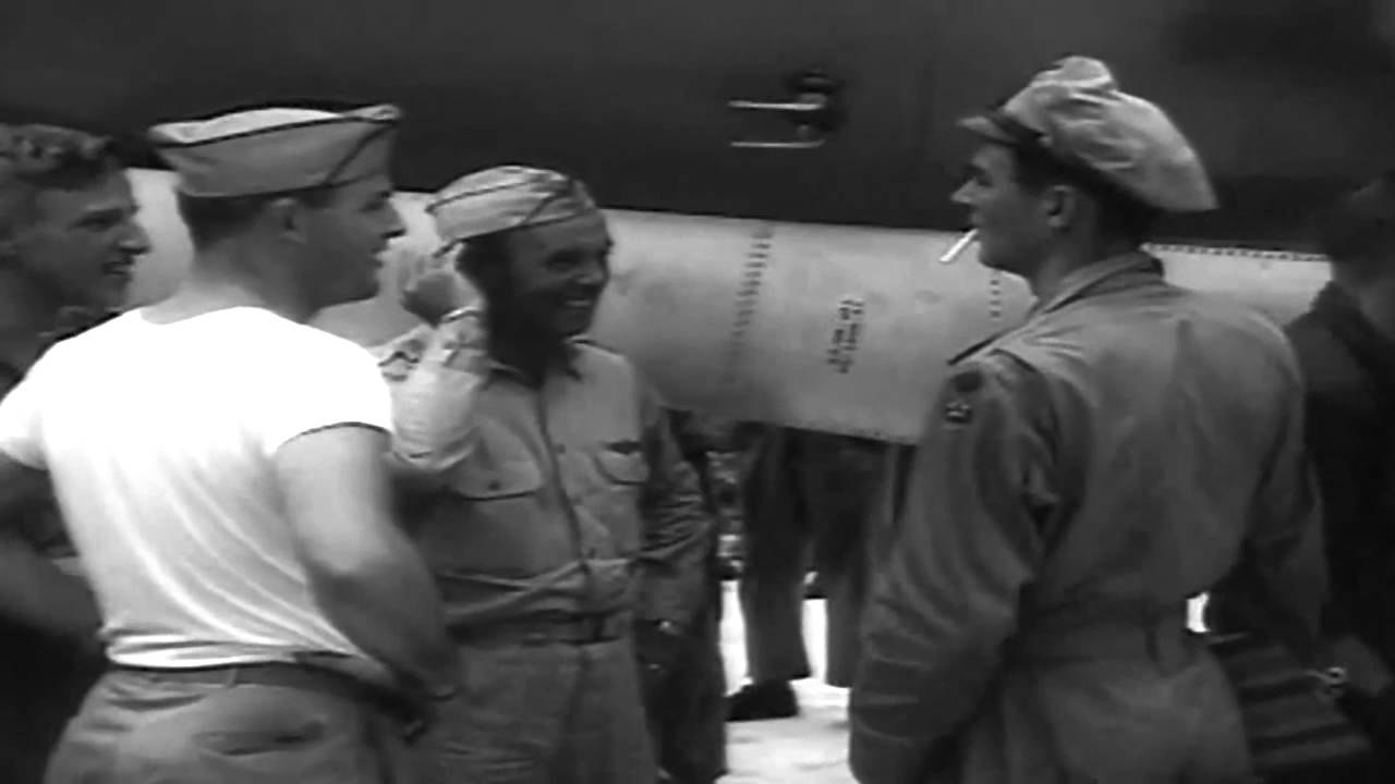 498th BG, B-29 Landing, Saipan, 1944/10/18 (full) - YouTube
