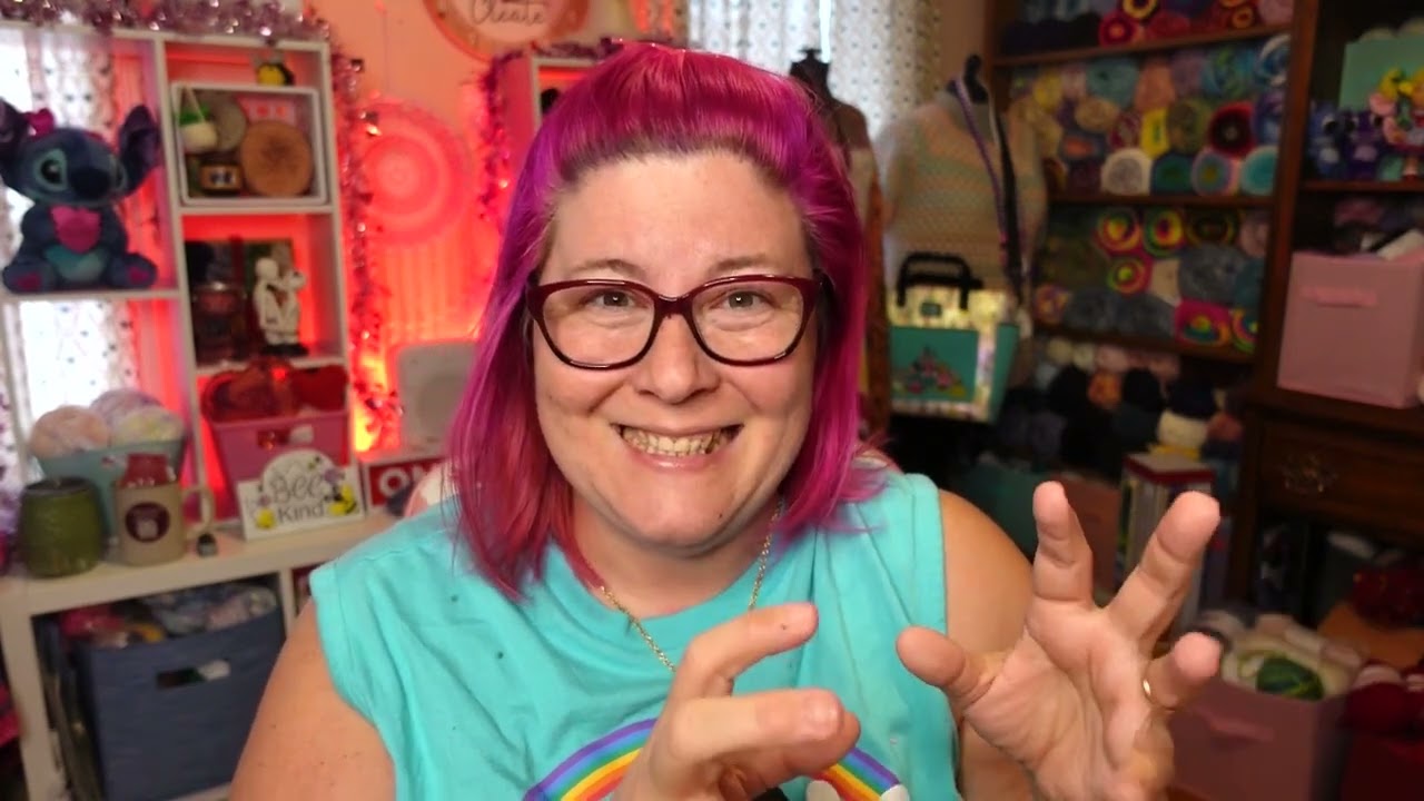 Jennifer Cinnamon's Instagram, Twitter & Facebook on IDCrawl