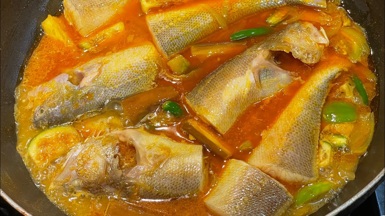 অসাধারণ স্বাদের পোয়ামাছ বেগুন দিয়ে ভুনা | Poa Mach Vuna Recipe | Sea ...