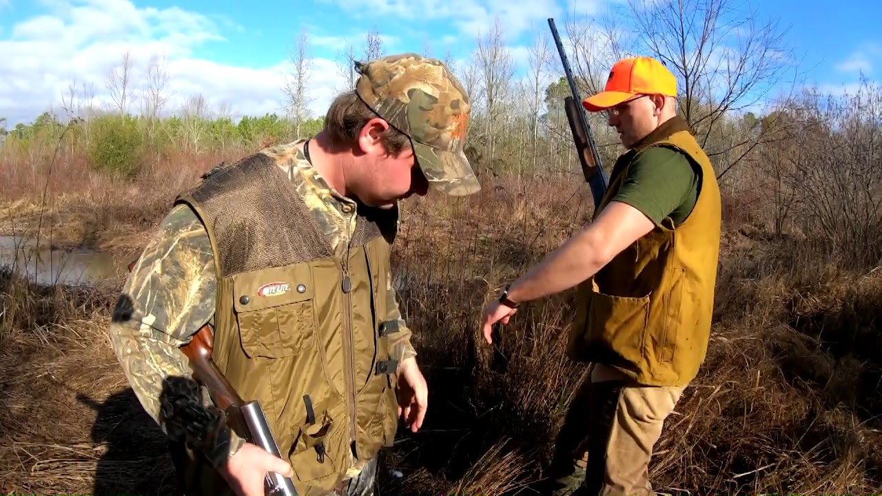 Alabama rabbit hunt in the Ball play swamp - YouTube
