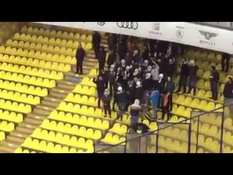 Menemen Bld taraftarı ( Sefa Reis tezahuratı)