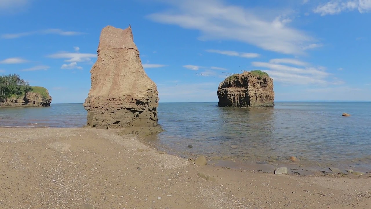 Gopro max , Plage de Pokeshaw N.B. - YouTube