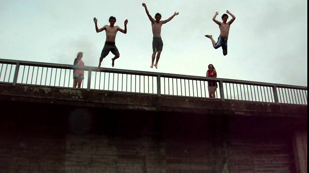 Horahora bridge - YouTube