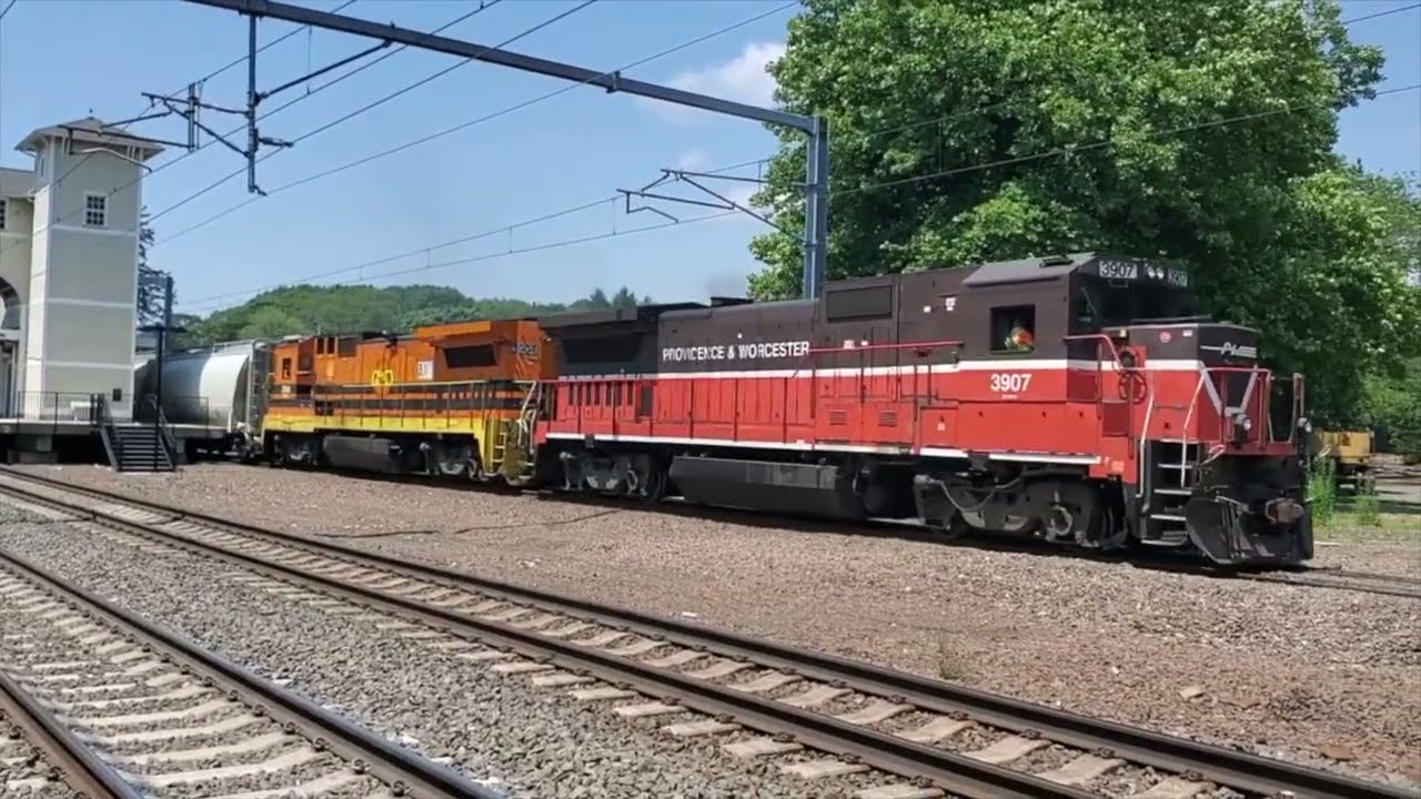 Providence and Worcester 3907 - Old Saybrook, CT - YouTube