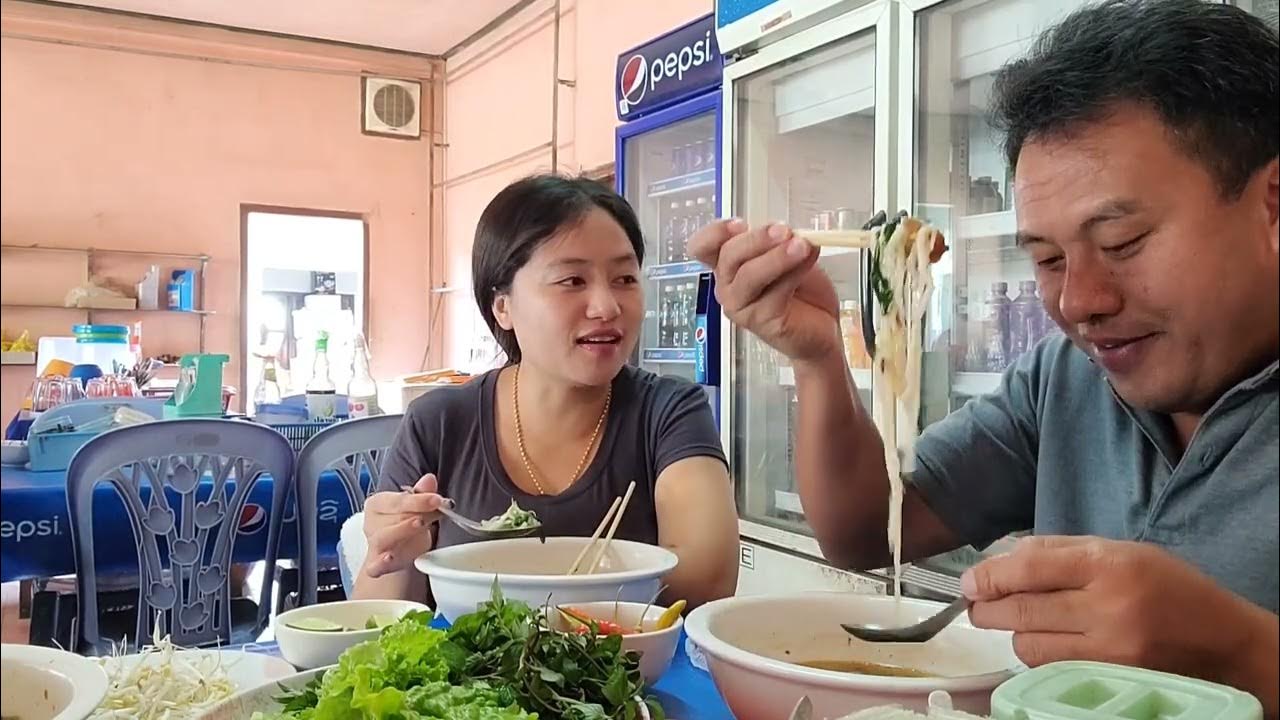 Noj qhaub piaj sawv ntxov nyob xeev khuam 11/10/2022 - YouTube