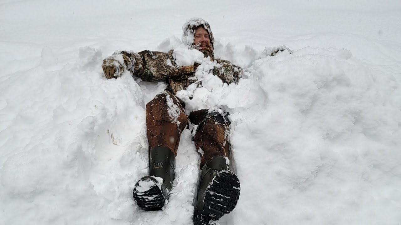 Heavy Snow in Alaska ️ Time to Play! - YouTube