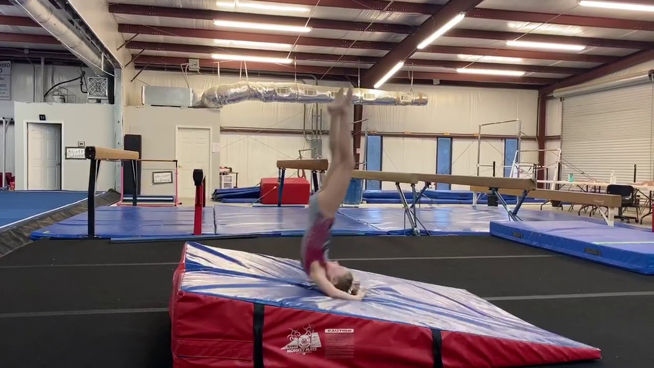 Back Extension Roll - wedge - YouTube