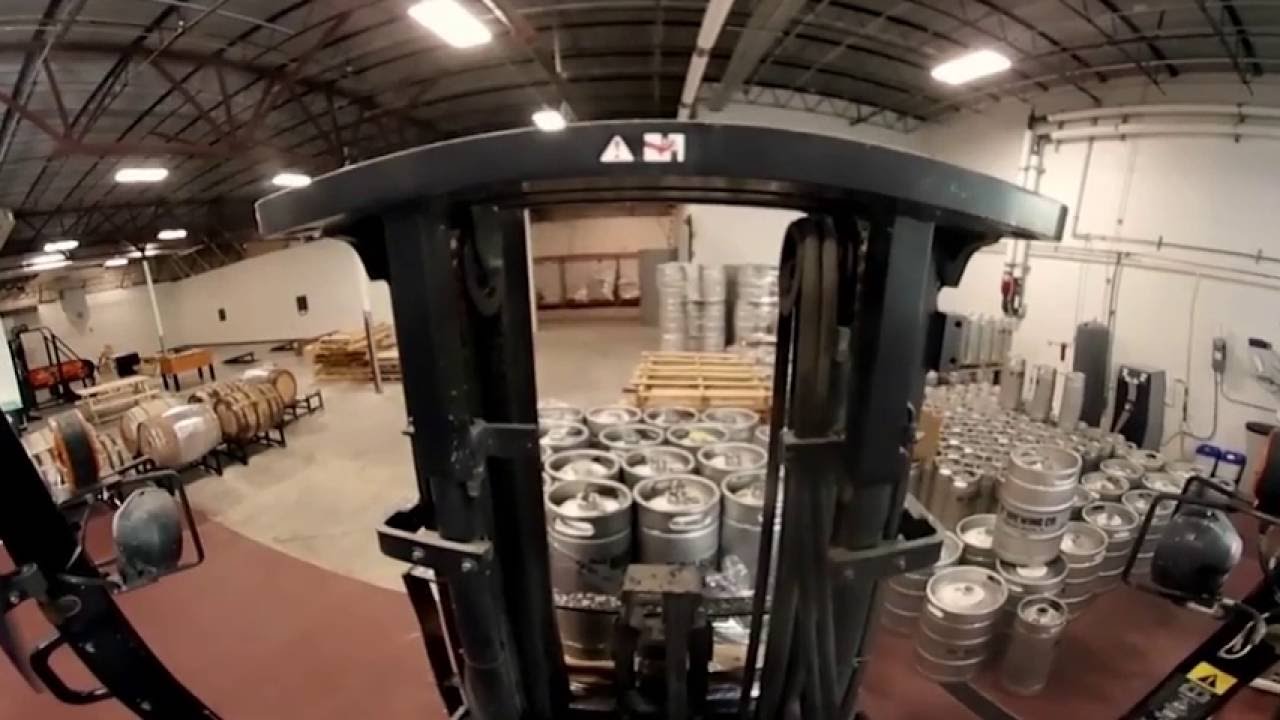 26° Brewing | 360° Brewery Tour - YouTube