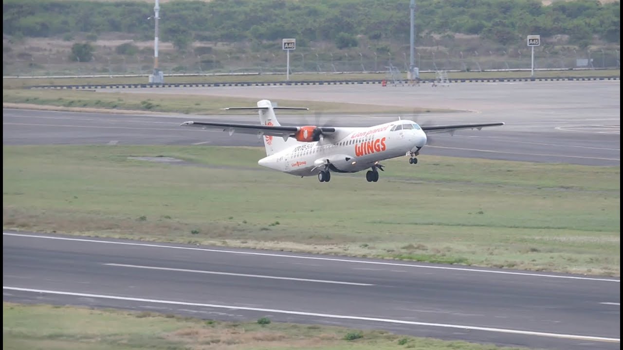 Bali Airport | Plane Spotting | Best View Takeoff / Landing ATR72, A320 ...
