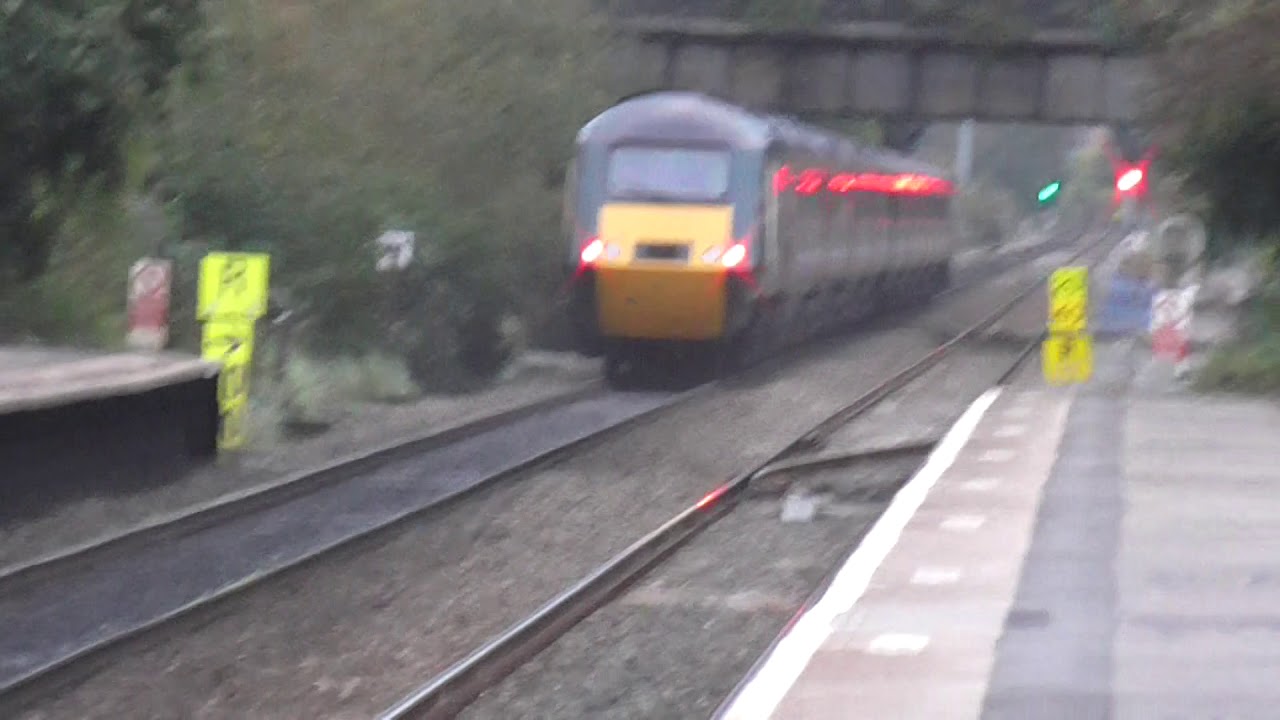 GWR HST no's: 43004-43187 @ Oldfield Park {1A07} 30/09/2017. - YouTube