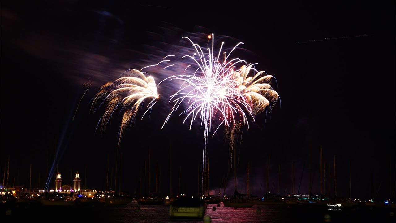 学拍烟火, learn to shoot fireworks, Navy Piers Fireworks - YouTube