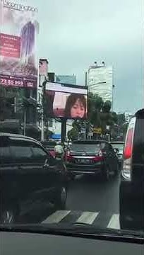 Videotron yang berada di dekat perempatan walikota jakarta selatan, - YouTube