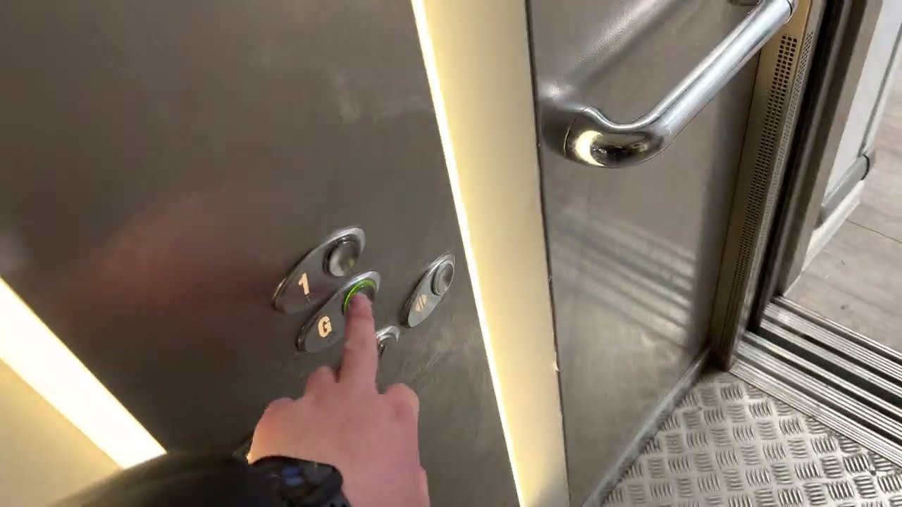 Retake kone travelator and 2007 Otis gen2 elevator at Tesco extra ...