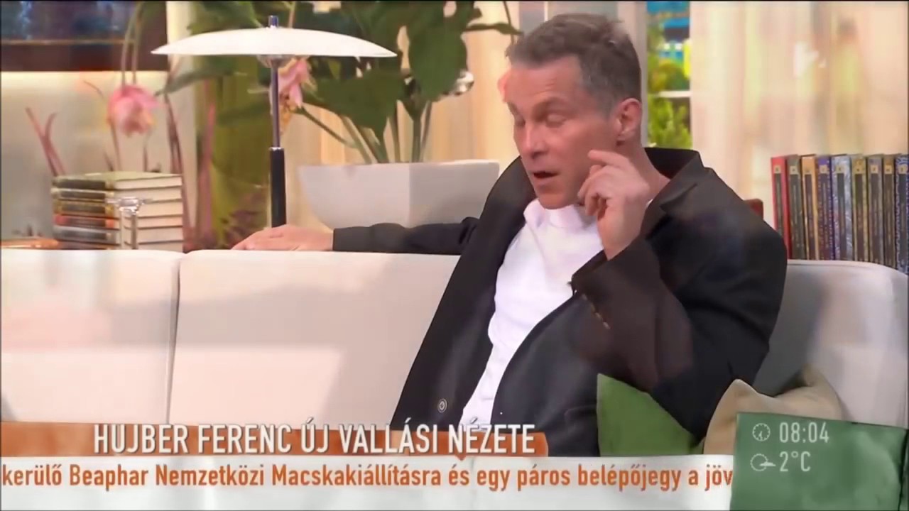 Hujber Feri - Orbán a magyar király :D :p - YouTube