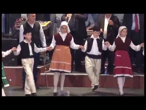 ΣΚΑΡΛΑΣ ΓΚΟΡΙΤΣΑΣ ΣΚΑΡΟΣ ΤΑ ΠΗΡΑΝΕ ΤΑ ΠΡΟΒΑΤΑ ΧΟΡΟΣ ΣΤΑ 3 - YouTube