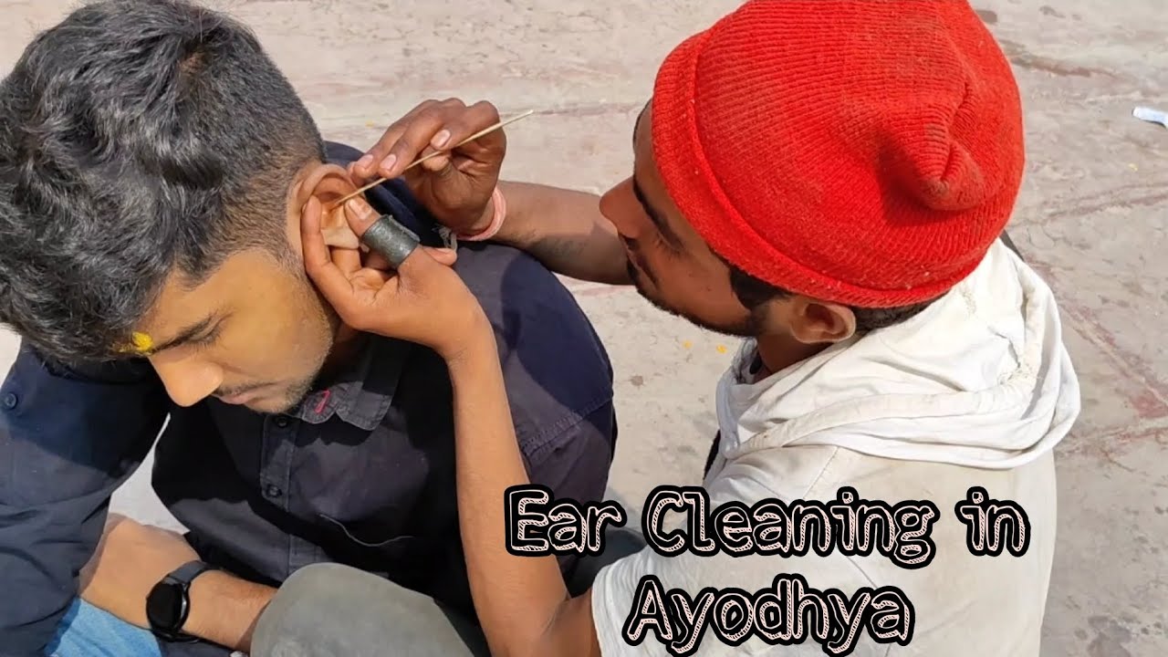Ear Cleaning in Ayodhya🙏 Street Side of Saryu Nadi || Ear Cleaning ...