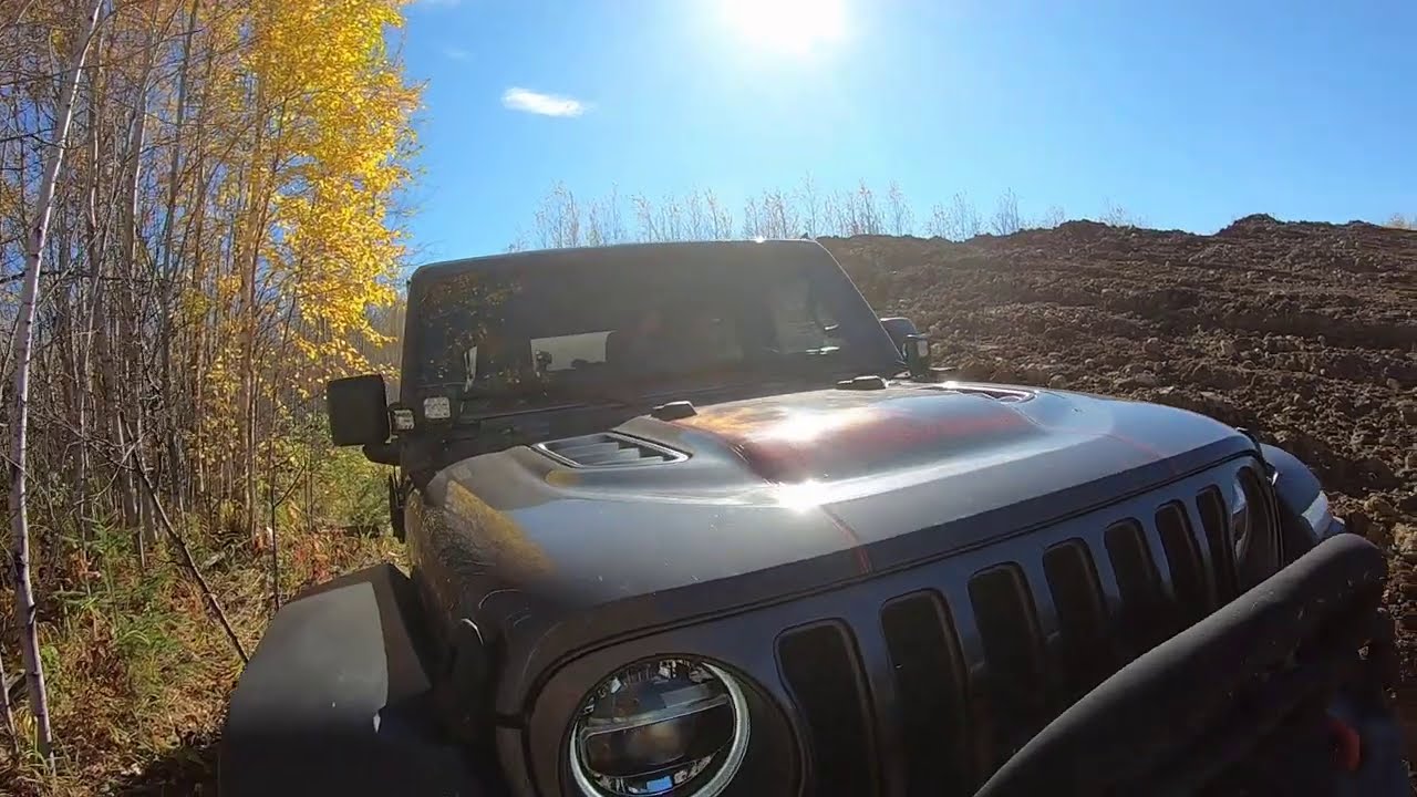 FALL HAS ARRIVED , JEEP JL ADVENTURE - YouTube