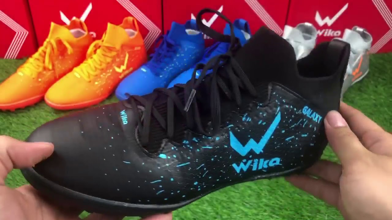 Giày bóng đá WiKa Galaxy - YouTube