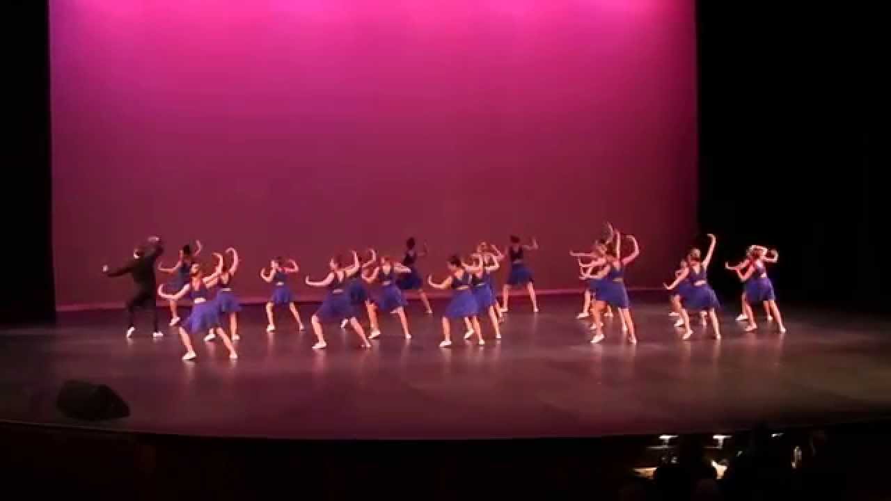 Studio 3 DC Dance Group performing a High EnergyRoutine - YouTube