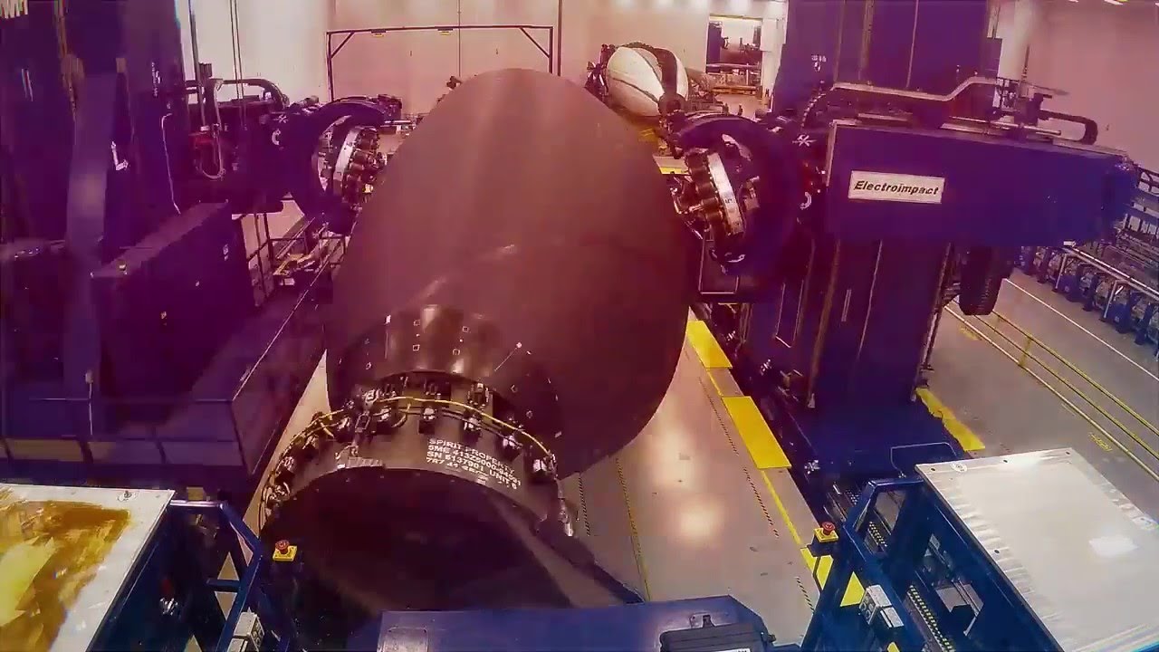 Boeing 787 Time Lapse Manufacturing by Spirit AeroSystems - YouTube