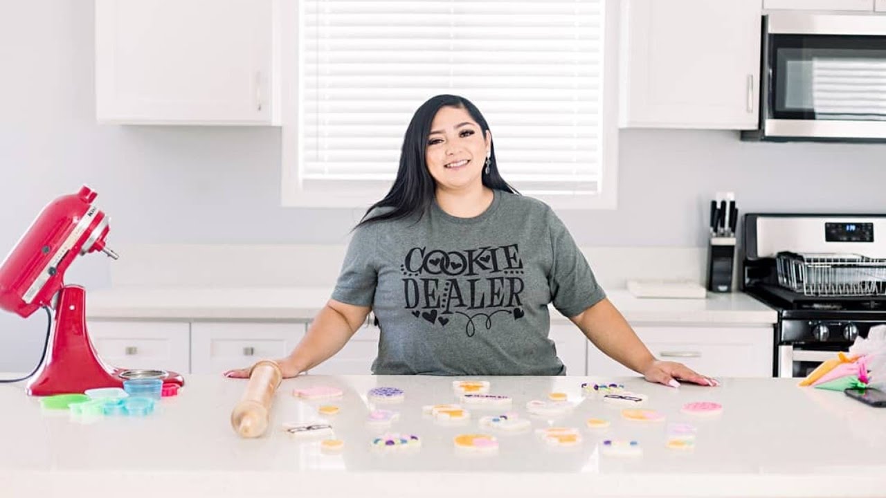 Dani's Dulce Confections: A Single Mom's Sweet Path to Success - YouTube