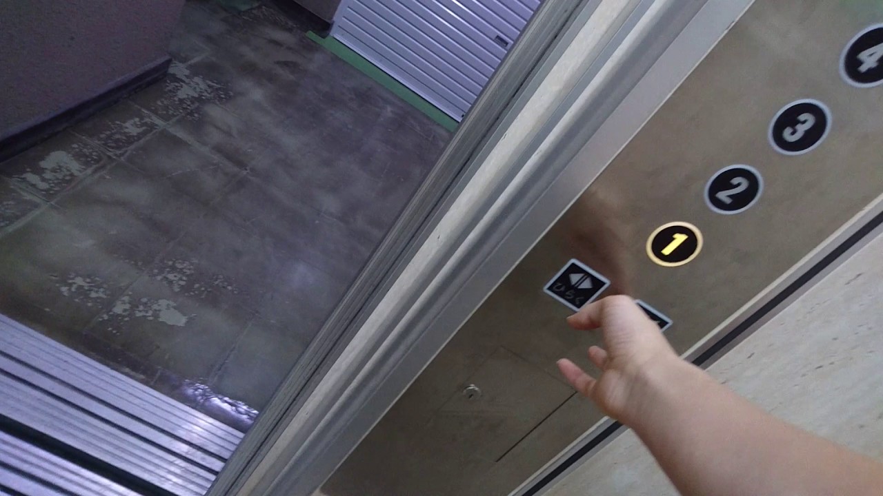 （液晶）メンテナンスメーカーSECエレベーターのエレベーター elevator of SEC - YouTube