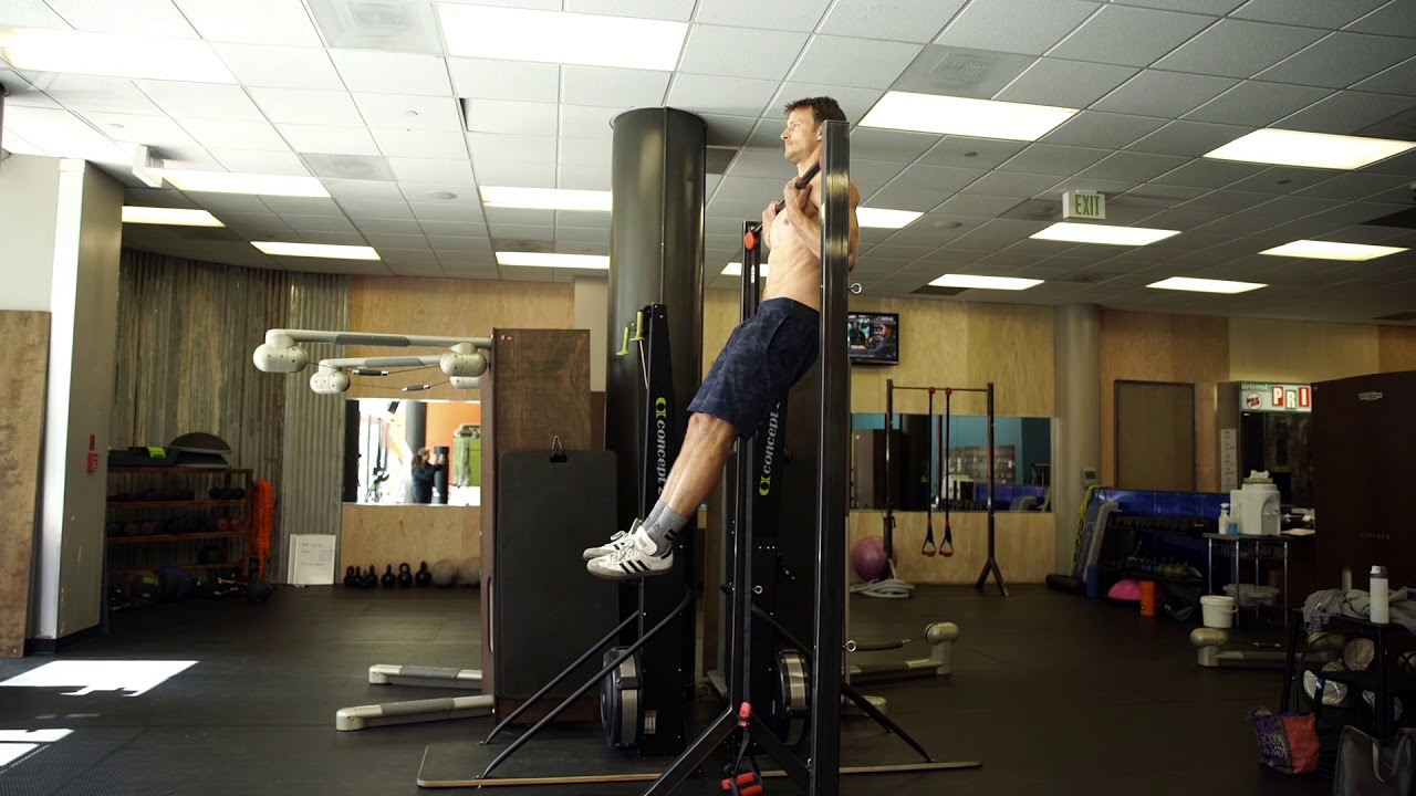 Hollow Body Flexed Arm Hang - YouTube