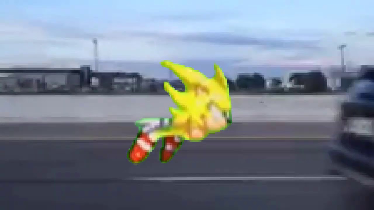 Sonic the hedgehog super sonic Goes fast on the freeway - YouTube