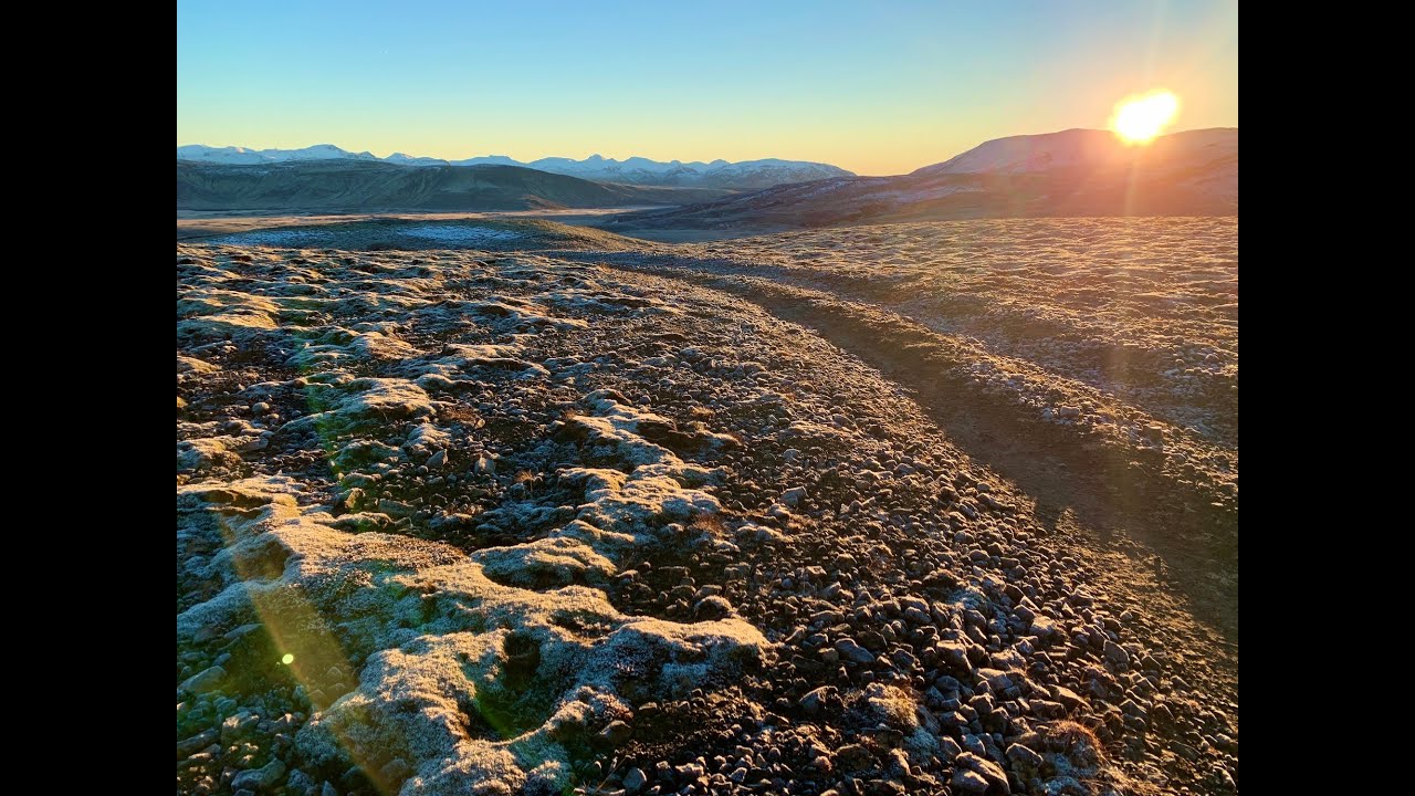 December 3, 2022 unknown road branched from 550 Iceland. アイスランド 550線から ...