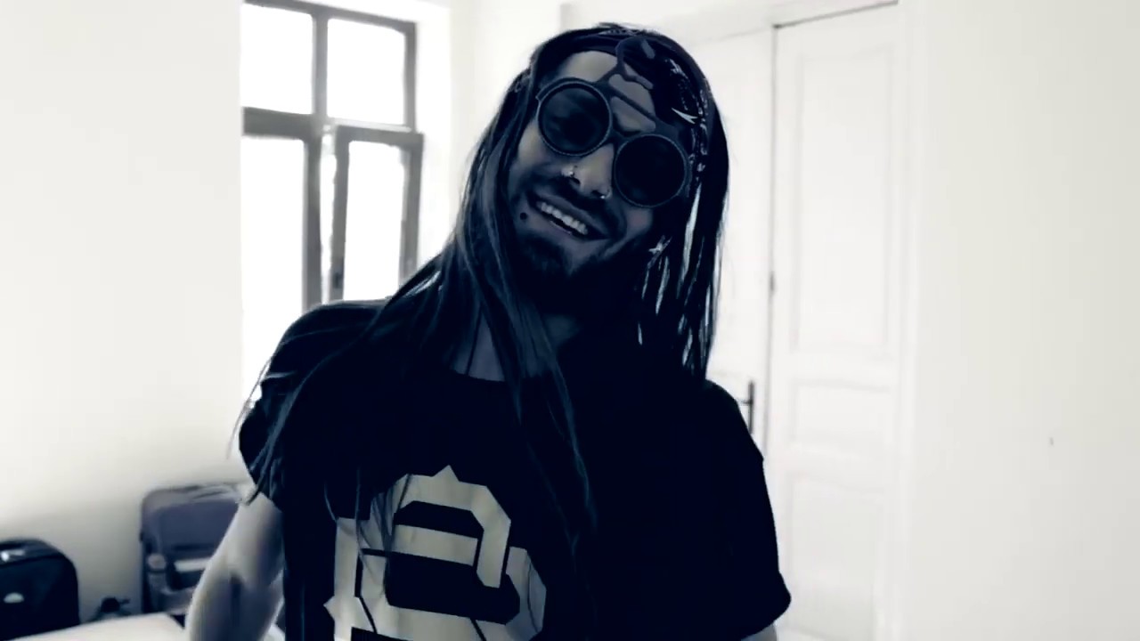 Satra B.E.N.Z. - Vine Satra (Official Video) - YouTube