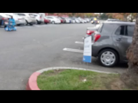Walmart Security Out Off Control - YouTube