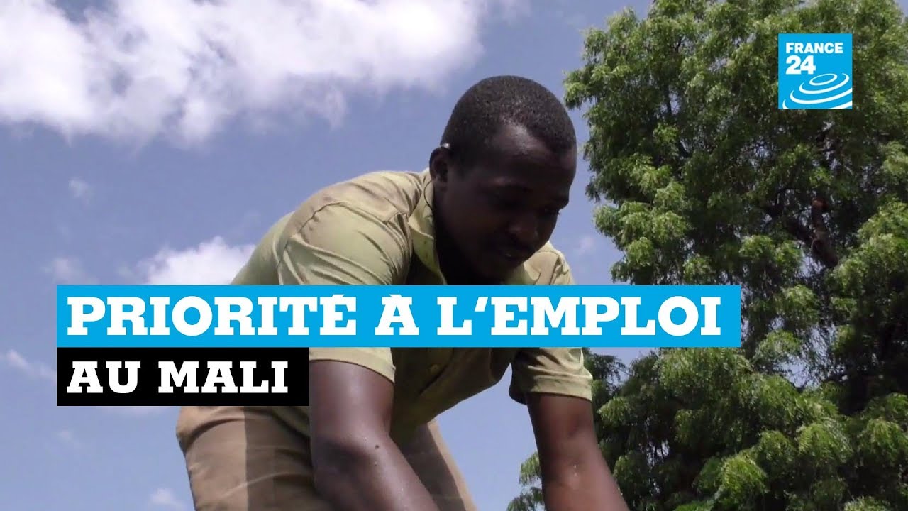 Priorité à l'emploi au Mali - YouTube