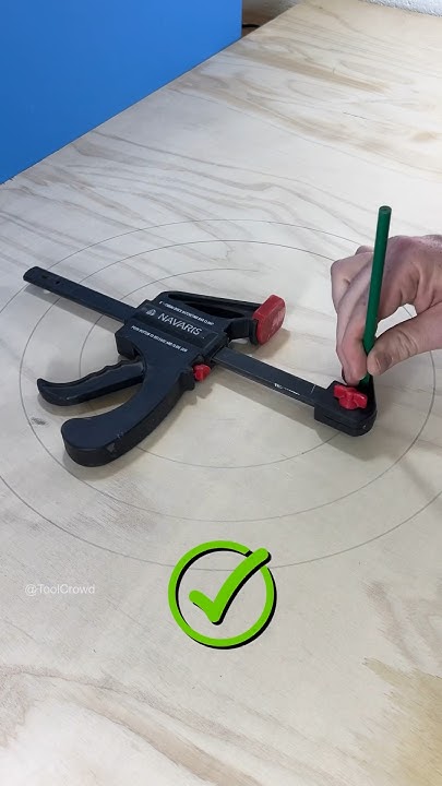 Draw Perfect Circles Using a Clamp - Pro Woodworking Hack Revealed ...